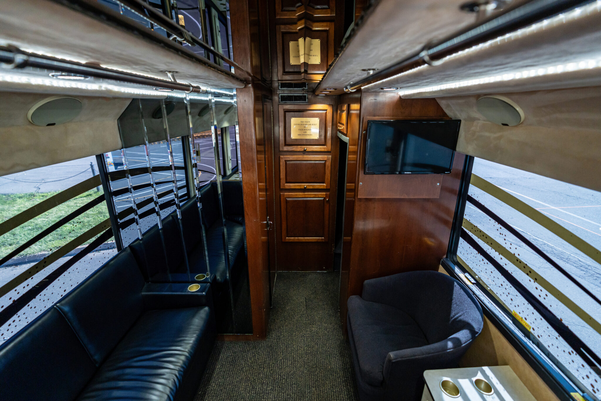 VIP Charter Bus Rental from Peter Pan Bus | Peter Pan Bus Charter Services